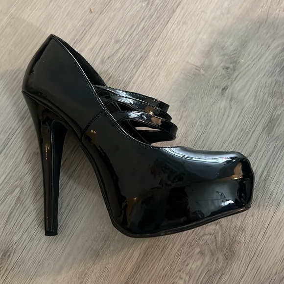 Shoes | Black High Heels Little Scratches On The Heels | Poshmark